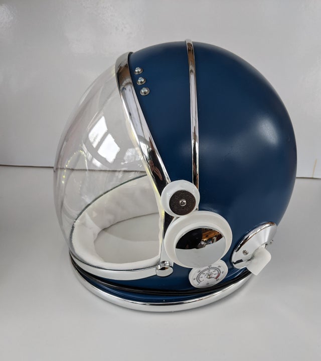 clear space helmet